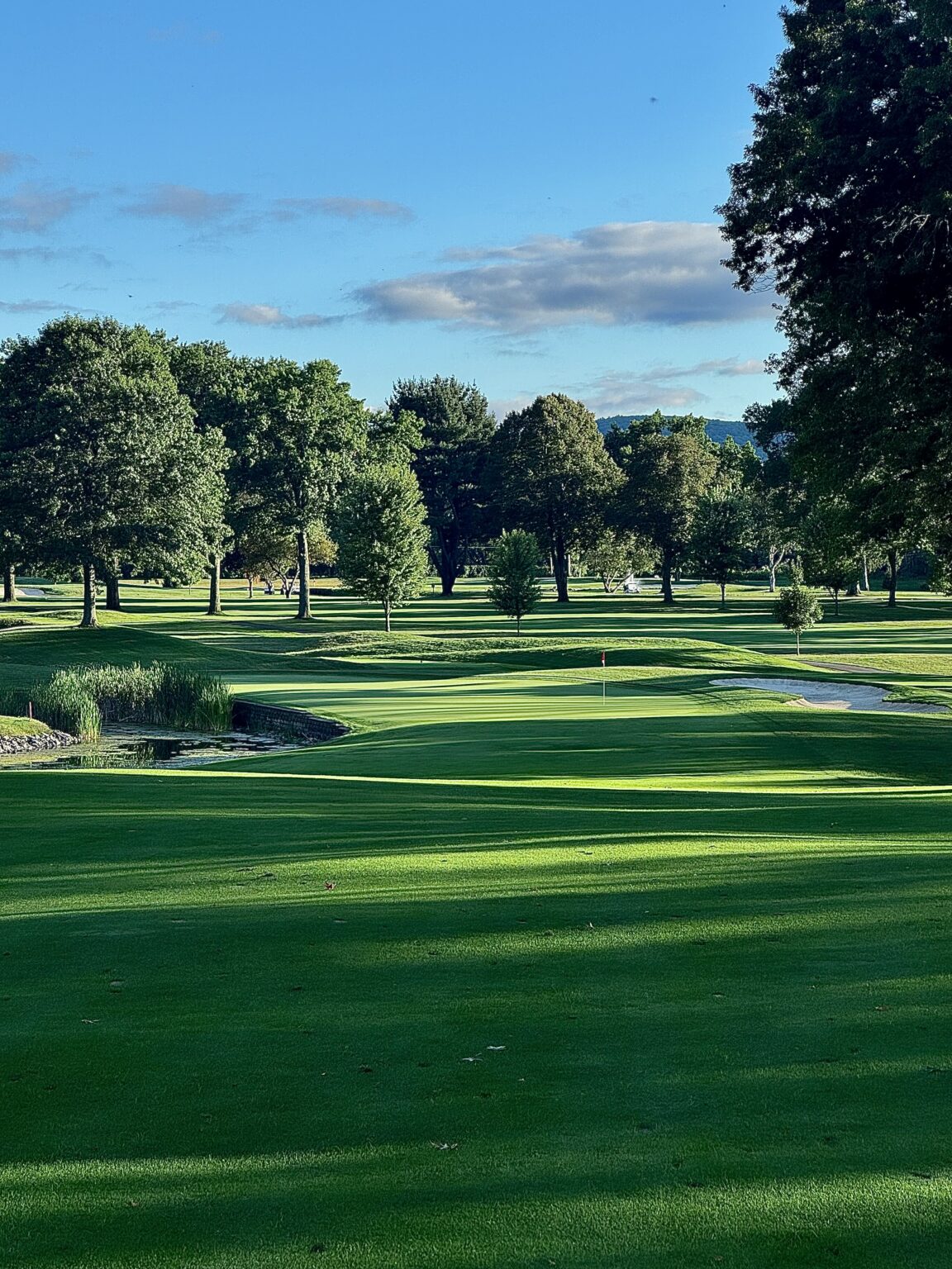 En-Joie Golf Club – "Play Where the Pro's Play"